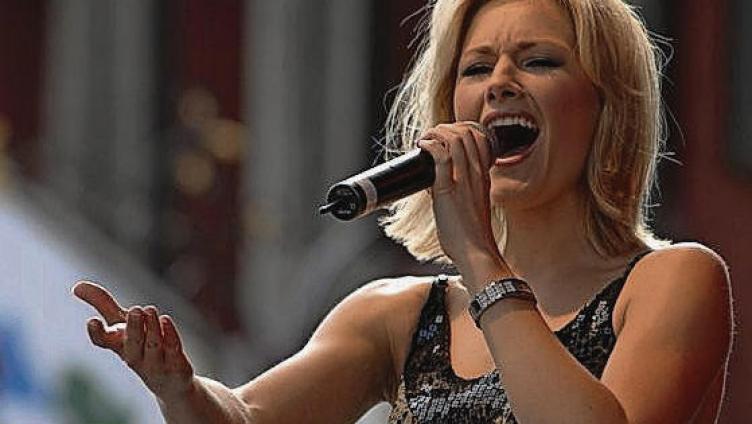 ANNA HUG - Schlager auf dem Rathausplatz - Thurgaukultur.ch